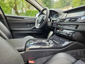 Melns BMW 520 2012 Jēkabpils, ar dzinēja tilpumu 2.00 L un nobraukumu 301 tūkst. km par 7000 €, foto 22 vietnē AUTOMOTO.COM.LV