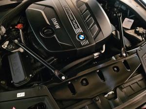 Melns BMW 520 2012 Jēkabpils, ar dzinēja tilpumu 2.00 L un nobraukumu 301 tūkst. km par 7000 €, foto 34 vietnē AUTOMOTO.COM.LV