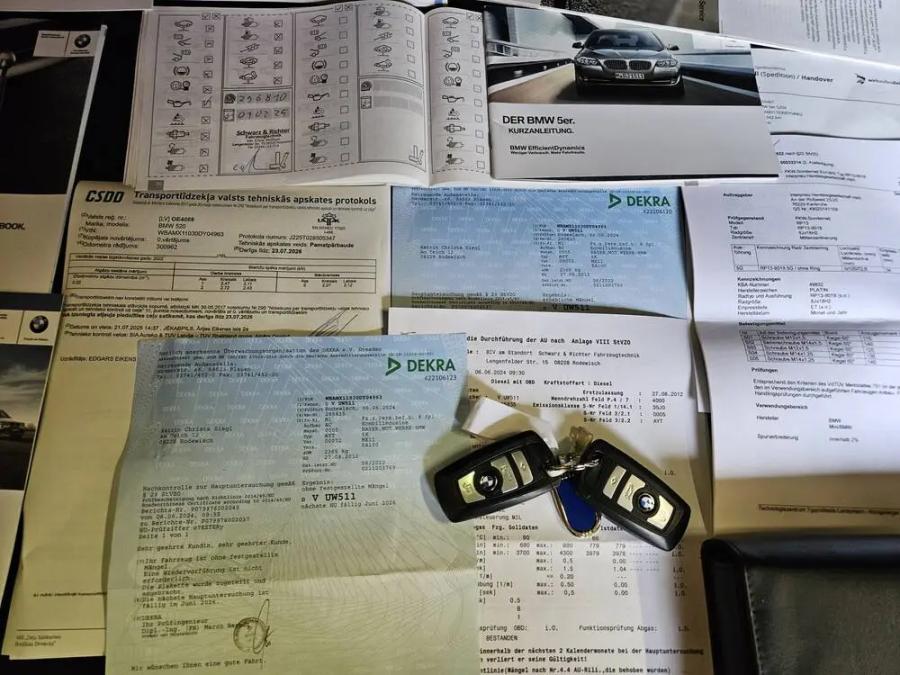 Melns BMW 520 2012 Jēkabpils, ar dzinēja tilpumu 2.00 L un nobraukumu 301 tūkst. km par 7000 €, foto 35 vietnē AUTOMOTO.COM.LV