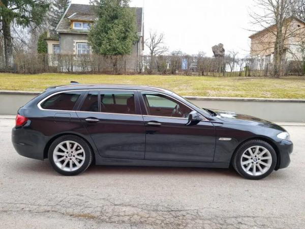 Black BMW 520 2012 in Jekabpils, with an engine capacity of 2.00 L and mileage of 276 thousand km for 11450 €, photo 4 on AUTOMOTO.COM.LV