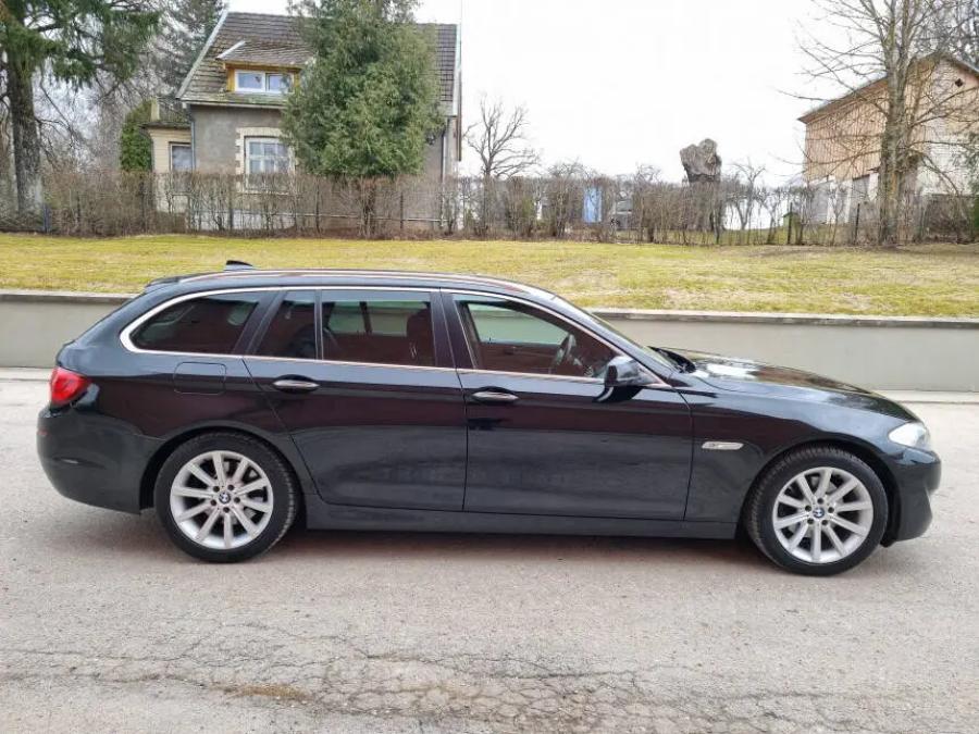 Melns BMW 520 2012 Jēkabpils, ar dzinēja tilpumu 2.00 L un nobraukumu 276 tūkst. km par 11450 €, foto 5 vietnē AUTOMOTO.COM.LV