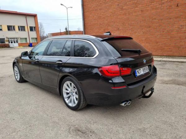 Black BMW 520 2012 in Jekabpils, with an engine capacity of 2.00 L and mileage of 276 thousand km for 11450 €, photo 7 on AUTOMOTO.COM.LV