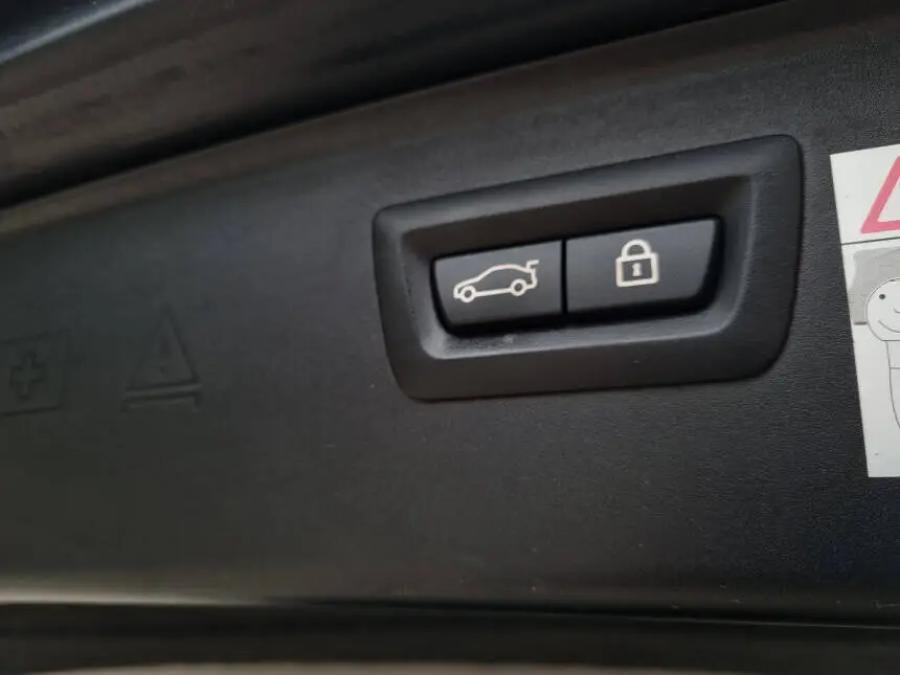 Melns BMW 520 2012 Jēkabpils, ar dzinēja tilpumu 2.00 L un nobraukumu 276 tūkst. km par 11450 €, foto 21 vietnē AUTOMOTO.COM.LV