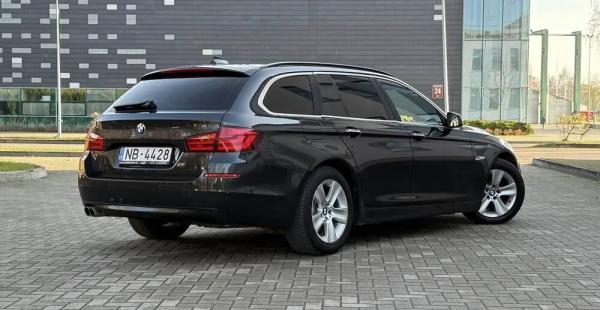 Melns BMW 520 2012 Jelgava, ar dzinēja tilpumu 2.00 L un nobraukumu 298 tūkst. km par 8900 €, foto 5 vietnē AUTOMOTO.COM.LV