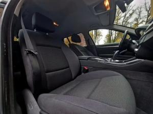 Black BMW 520 2012 in Riga, with an engine capacity of 2.00 L and mileage of 275 thousand km for 8990 €, photo 6 on AUTOMOTO.COM.LV