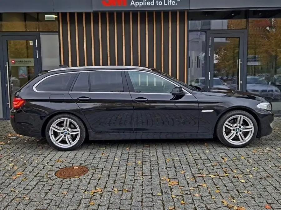 Black BMW 520 2012 in Riga, with an engine capacity of 2.00 L and mileage of 275 thousand km for 8990 €, photo 13 on AUTOMOTO.COM.LV