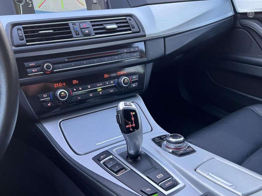 Black BMW 520 2012 in Klaipeda, with an engine capacity of 2.00 L and mileage of 250 thousand km for 7000 €, photo 20 on AUTOMOTO.COM.LV