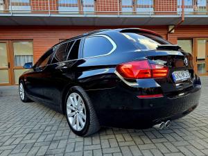 Black BMW 520 2012 in Marijampole, with an engine capacity of 2.00 L and mileage of 347 thousand km for 7200 €, photo 8 on AUTOMOTO.COM.LV