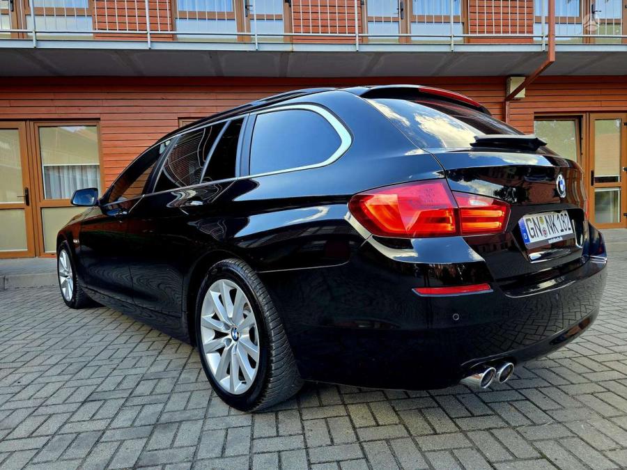 Black BMW 520 2012 in Marijampole, with an engine capacity of 2.00 L and mileage of 347 thousand km for 7200 €, photo 8 on AUTOMOTO.COM.LV