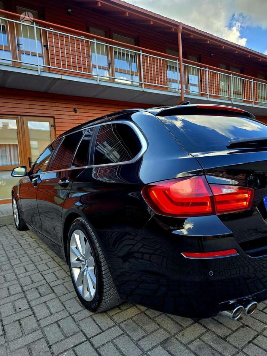 Black BMW 520 2012 in Marijampole, with an engine capacity of 2.00 L and mileage of 347 thousand km for 7200 €, photo 11 on AUTOMOTO.COM.LV