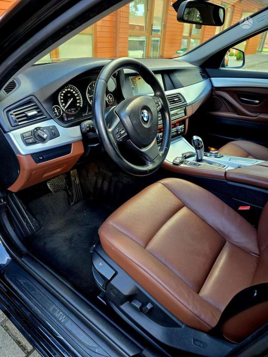 Black BMW 520 2012 in Marijampole, with an engine capacity of 2.00 L and mileage of 347 thousand km for 7200 €, photo 18 on AUTOMOTO.COM.LV