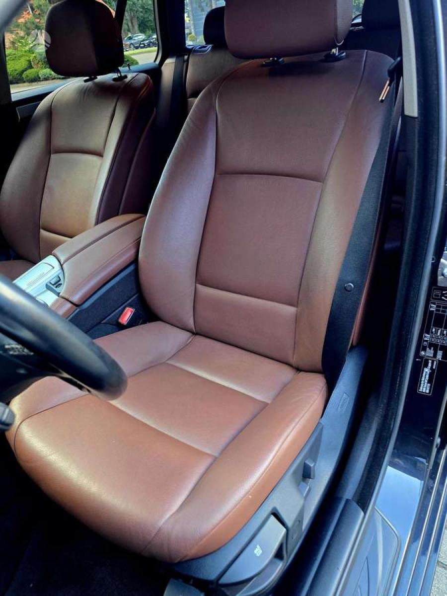 Black BMW 520 2012 in Marijampole, with an engine capacity of 2.00 L and mileage of 347 thousand km for 7200 €, photo 19 on AUTOMOTO.COM.LV