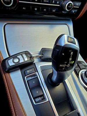 Black BMW 520 2012 in Marijampole, with an engine capacity of 2.00 L and mileage of 347 thousand km for 7200 €, photo 26 on AUTOMOTO.COM.LV