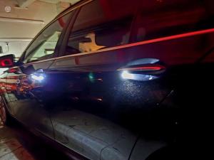 Black BMW 520 2012 in Marijampole, with an engine capacity of 2.00 L and mileage of 347 thousand km for 7200 €, photo 35 on AUTOMOTO.COM.LV