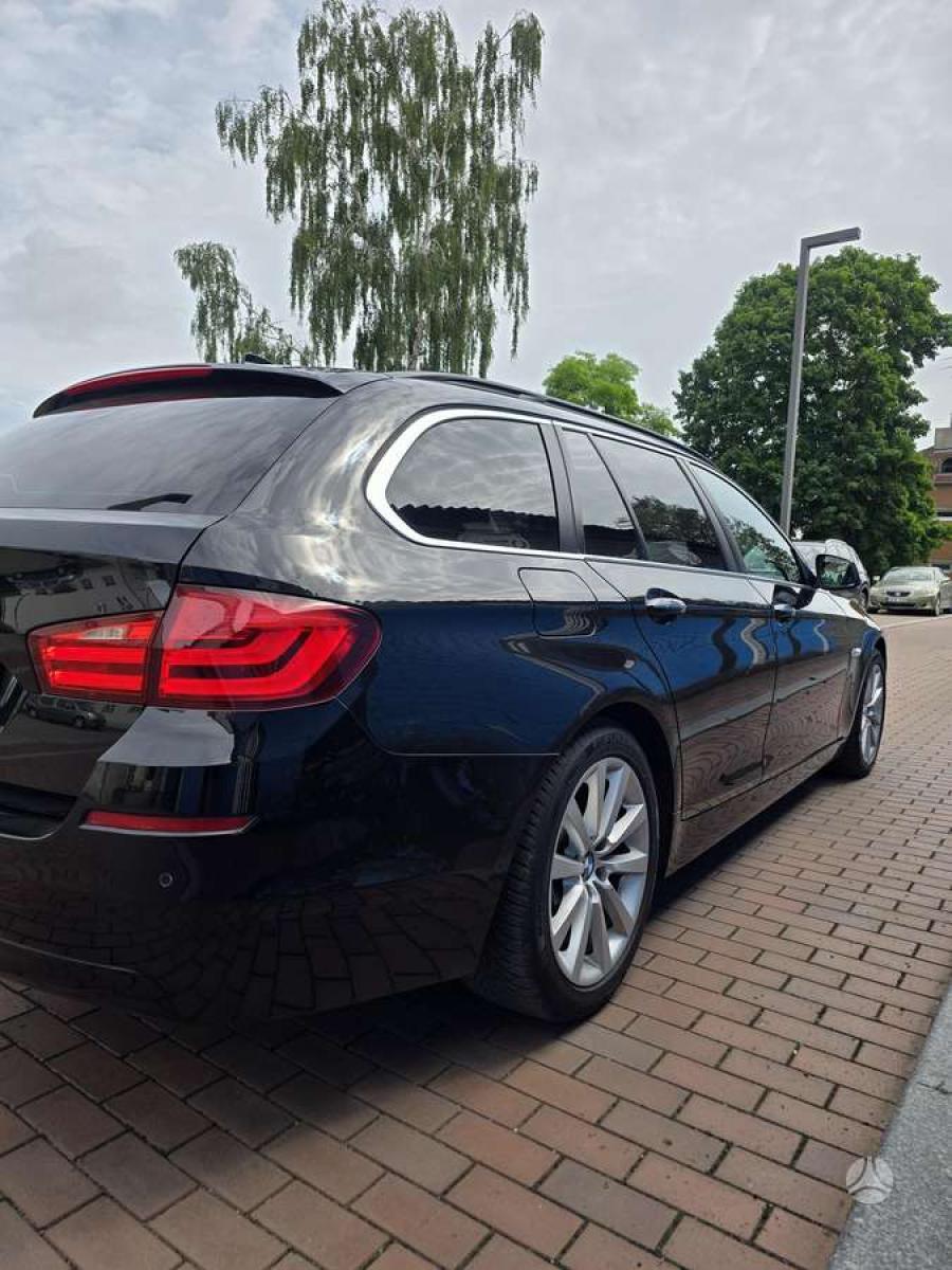 Black BMW 520 2012 in Marijampole, with an engine capacity of 2.00 L and mileage of 347 thousand km for 6999 €, photo 13 on AUTOMOTO.COM.LV