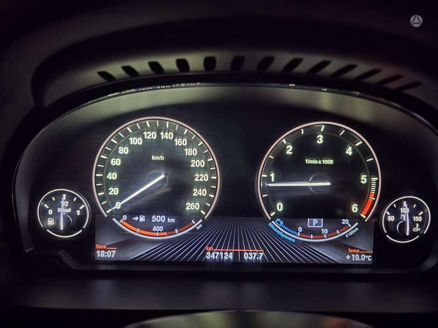 Black BMW 520 2012 in Marijampole, with an engine capacity of 2.00 L and mileage of 347 thousand km for 6999 €, photo 19 on AUTOMOTO.COM.LV