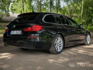 Black BMW 520 2012 in Riga, with an engine capacity of 2.00 L and mileage of 293 thousand km for 7900 €, photo 3 on AUTOMOTO.COM.LV