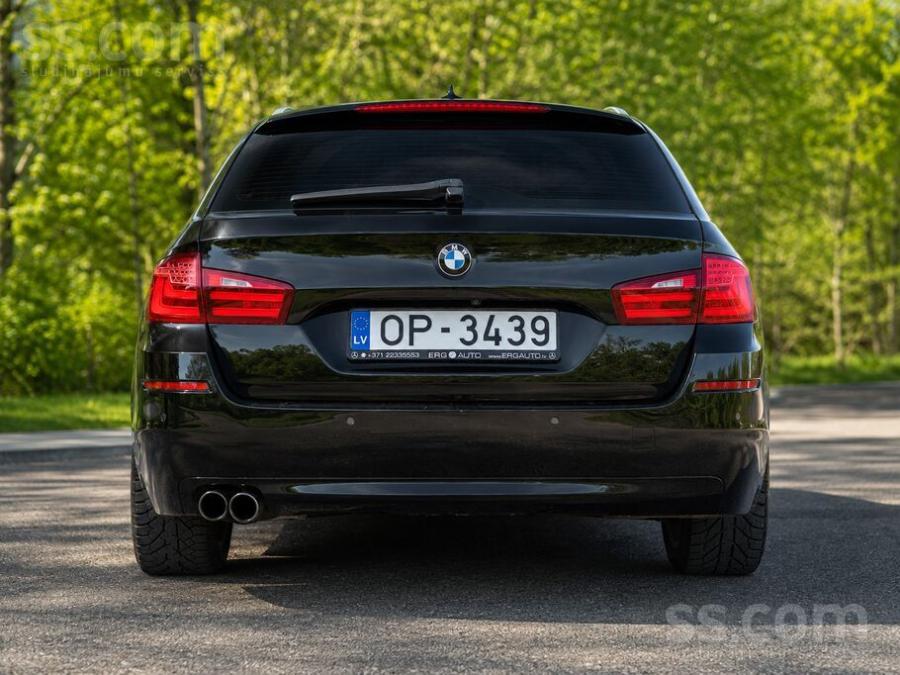 Black BMW 520 2012 in Riga, with an engine capacity of 2.00 L and mileage of 293 thousand km for 7900 €, photo 12 on AUTOMOTO.COM.LV