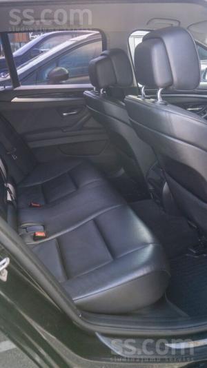 Melns BMW 520 2012 Rīga, ar dzinēja tilpumu 2.00 L un nobraukumu 331 tūkst. km par 6990 €, foto 27 vietnē AUTOMOTO.COM.LV