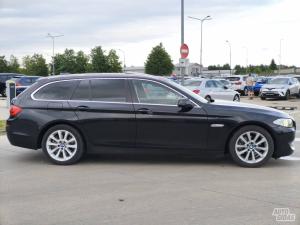 Melns BMW 520 2012 Šauļi, ar dzinēja tilpumu 2.00 L un nobraukumu 276 tūkst. km par 7700 €, foto 7 vietnē AUTOMOTO.COM.LV