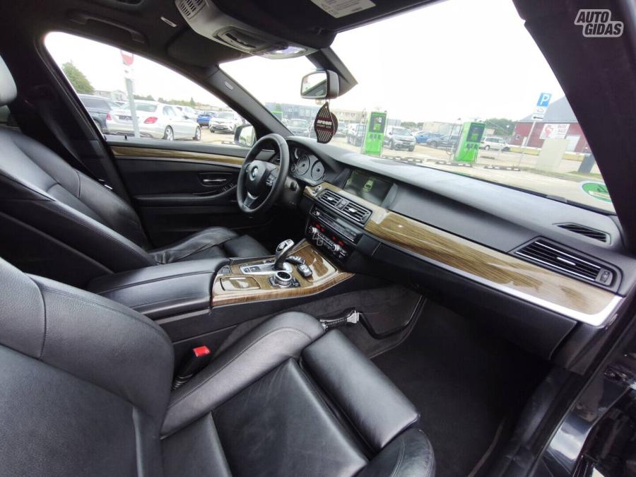 Melns BMW 520 2012 Šauļi, ar dzinēja tilpumu 2.00 L un nobraukumu 276 tūkst. km par 7700 €, foto 11 vietnē AUTOMOTO.COM.LV