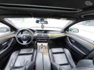 Melns BMW 520 2012 Šauļi, ar dzinēja tilpumu 2.00 L un nobraukumu 276 tūkst. km par 7700 €, foto 12 vietnē AUTOMOTO.COM.LV