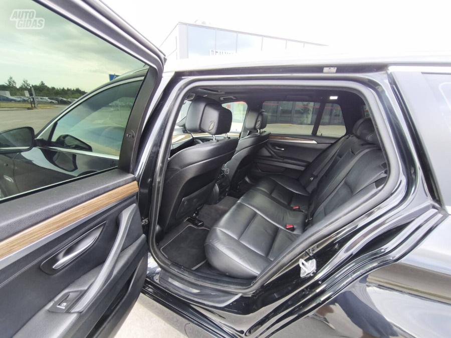 Melns BMW 520 2012 Šauļi, ar dzinēja tilpumu 2.00 L un nobraukumu 276 tūkst. km par 7700 €, foto 18 vietnē AUTOMOTO.COM.LV