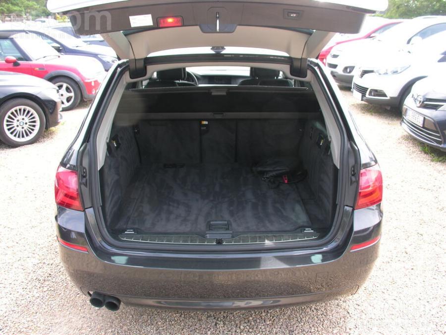 Black BMW 520 2012 in Riga, with an engine capacity of 2.00 L and mileage of 0 thousand km for 7890 €, photo 6 on AUTOMOTO.COM.LV