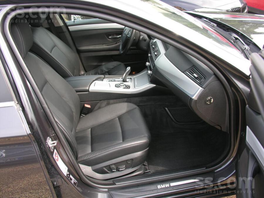 Black BMW 520 2012 in Riga, with an engine capacity of 2.00 L and mileage of 0 thousand km for 7890 €, photo 9 on AUTOMOTO.COM.LV