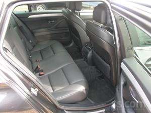 Black BMW 520 2012 in Riga, with an engine capacity of 2.00 L and mileage of 0 thousand km for 7890 €, photo 10 on AUTOMOTO.COM.LV