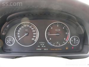 Black BMW 520 2012 in Riga, with an engine capacity of 2.00 L and mileage of 0 thousand km for 7890 €, photo 16 on AUTOMOTO.COM.LV