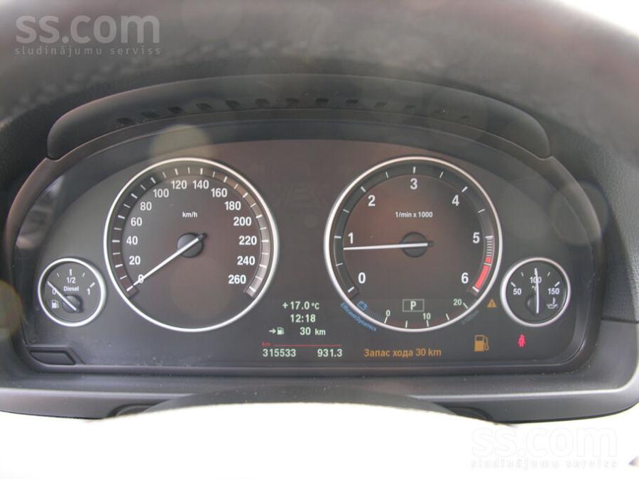 Black BMW 520 2012 in Riga, with an engine capacity of 2.00 L and mileage of 0 thousand km for 7890 €, photo 16 on AUTOMOTO.COM.LV