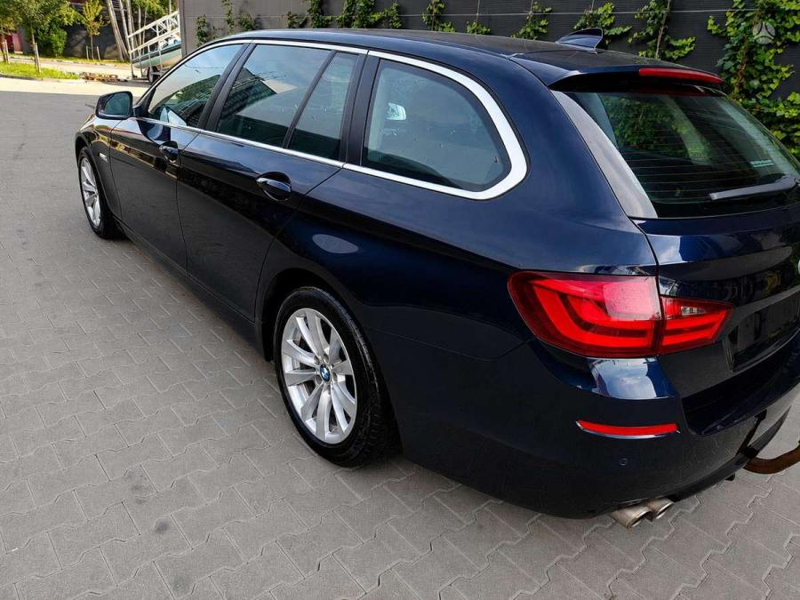 Melns BMW 520 2012 Klaipėda, ar dzinēja tilpumu 2.00 L un nobraukumu 274 tūkst. km par 5650 €, foto 4 vietnē AUTOMOTO.COM.LV