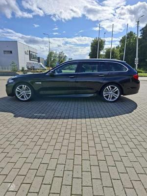Black BMW 520 2012 in Kaunas, with an engine capacity of 2.00 L and mileage of 345 thousand km for 9250 €, photo 5 on AUTOMOTO.COM.LV
