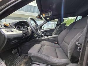 Black BMW 520 2012 in Kaunas, with an engine capacity of 2.00 L and mileage of 284 thousand km for 8333 €, photo 25 on AUTOMOTO.COM.LV