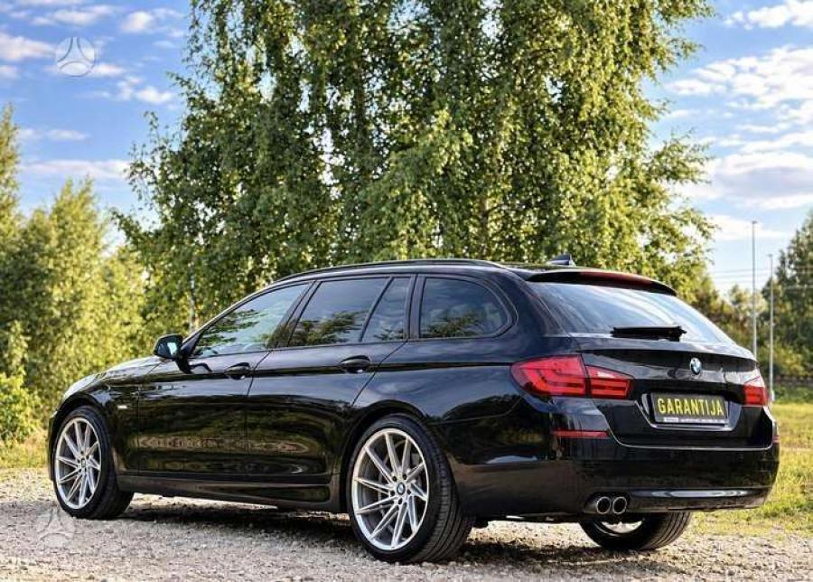 Melns BMW 520 2012 Šauļi, ar dzinēja tilpumu 2.00 L un nobraukumu 287 tūkst. km par 9950 €, foto 4 vietnē AUTOMOTO.COM.LV