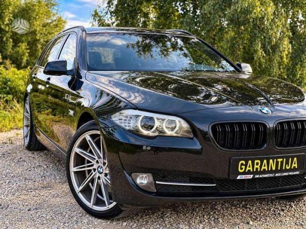 Melns BMW 520 2012 Šauļi, ar dzinēja tilpumu 2.00 L un nobraukumu 287 tūkst. km par 9950 €, foto 10 vietnē AUTOMOTO.COM.LV