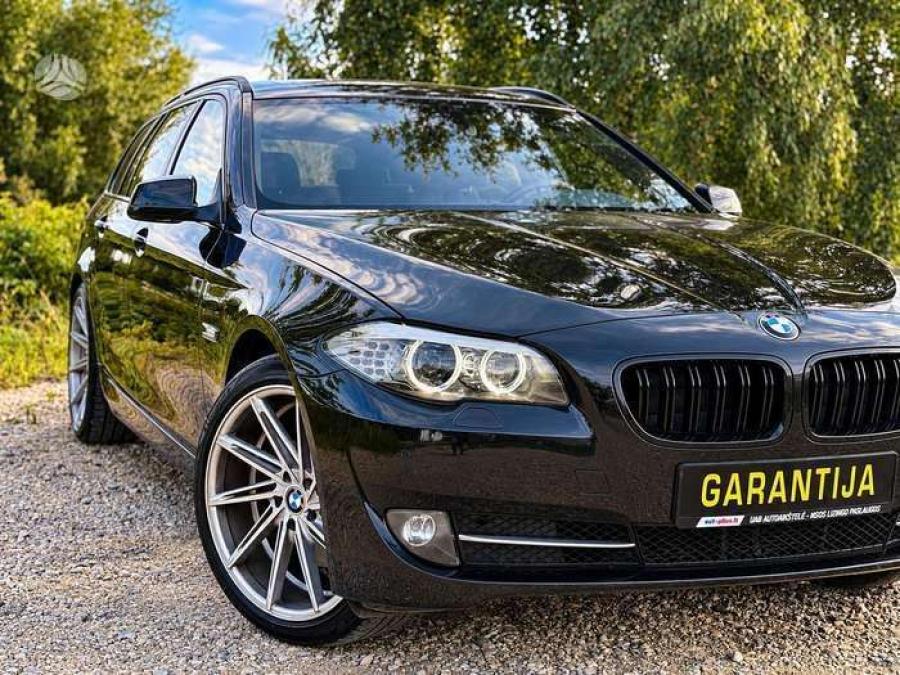 Melns BMW 520 2012 Šauļi, ar dzinēja tilpumu 2.00 L un nobraukumu 287 tūkst. km par 9950 €, foto 10 vietnē AUTOMOTO.COM.LV