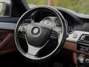 Melns BMW 520 2012 Šauļi, ar dzinēja tilpumu 2.00 L un nobraukumu 287 tūkst. km par 9950 €, foto 18 vietnē AUTOMOTO.COM.LV