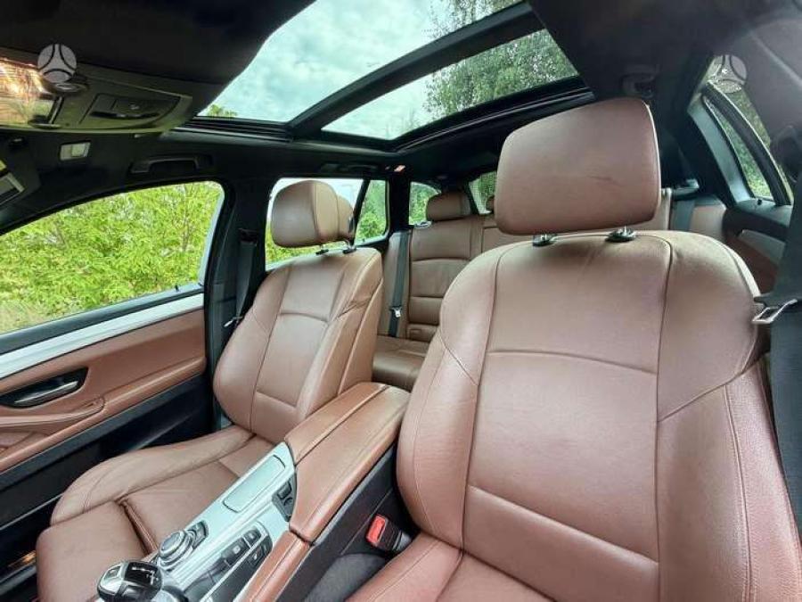 Melns BMW 520 2012 Šauļi, ar dzinēja tilpumu 2.00 L un nobraukumu 287 tūkst. km par 9950 €, foto 20 vietnē AUTOMOTO.COM.LV