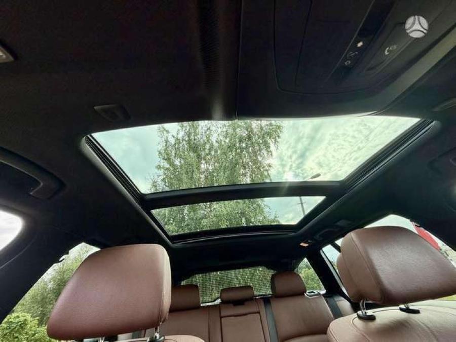Melns BMW 520 2012 Šauļi, ar dzinēja tilpumu 2.00 L un nobraukumu 287 tūkst. km par 9950 €, foto 28 vietnē AUTOMOTO.COM.LV