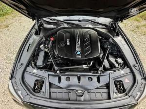 Melns BMW 520 2012 Šauļi, ar dzinēja tilpumu 2.00 L un nobraukumu 287 tūkst. km par 9950 €, foto 35 vietnē AUTOMOTO.COM.LV