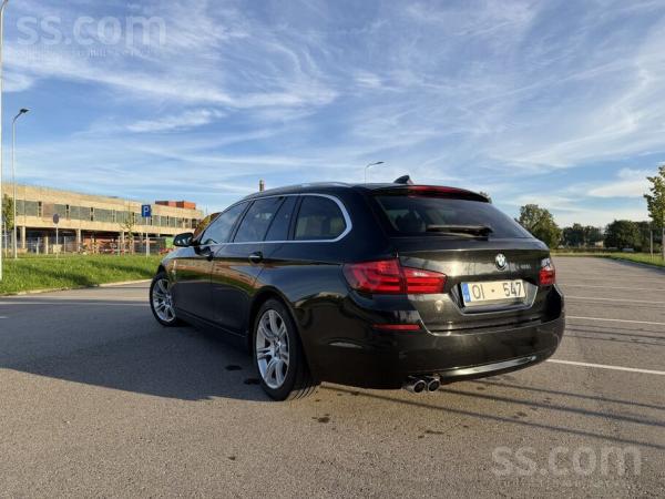 Black BMW 520 2012 in Valmiera, with an engine capacity of 2.00 L and mileage of 330 thousand km for 7500 €, photo 7 on AUTOMOTO.COM.LV