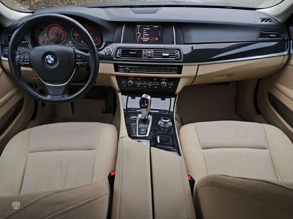 Melns BMW 520 2013 Šauļi, ar dzinēja tilpumu 2.00 L un nobraukumu 253 tūkst. km par 8650 €, foto 11 vietnē AUTOMOTO.COM.LV