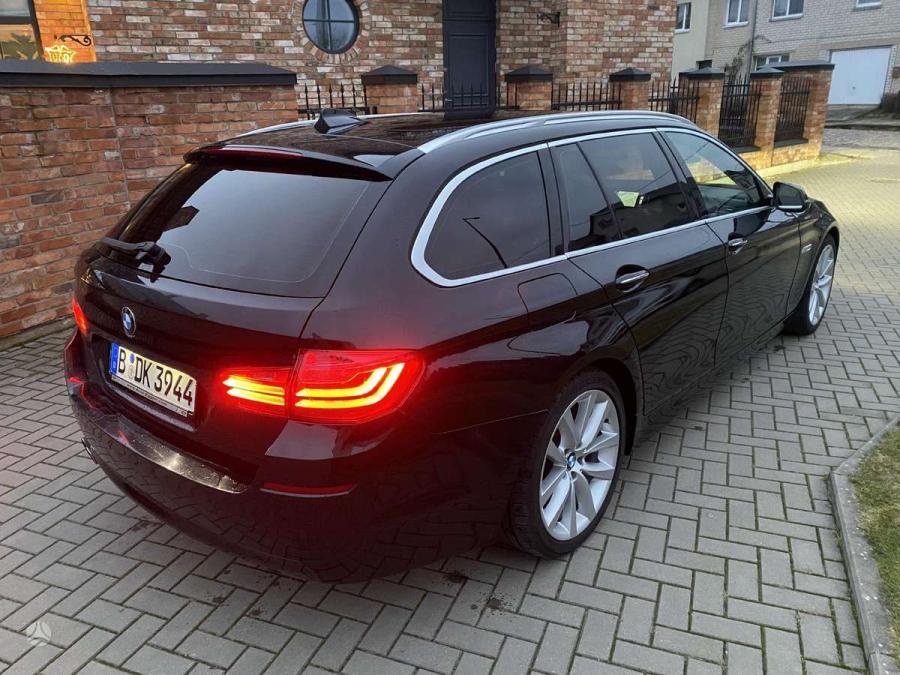 Melns BMW 520 2013 Alīta, ar dzinēja tilpumu 2.00 L un nobraukumu 284 tūkst. km par 9500 €, foto 4 vietnē AUTOMOTO.COM.LV