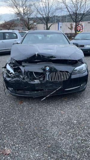 Melns BMW 520 2013 Telšiai, ar dzinēja tilpumu 2.00 L un nobraukumu 222 tūkst. km par 4800 €, foto  vietnē AUTOMOTO.COM.LV
