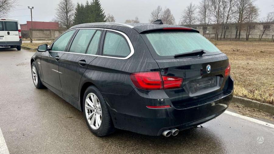 Black BMW 520 2013 in Telschi, with an engine capacity of 2.00 L and mileage of 222 thousand km for 4800 €, photo 13 on AUTOMOTO.COM.LV