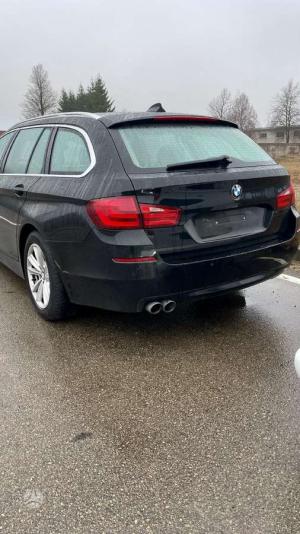 Black BMW 520 2013 in Telschi, with an engine capacity of 2.00 L and mileage of 222 thousand km for 4800 €, photo 14 on AUTOMOTO.COM.LV
