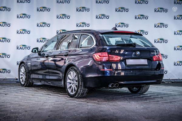 Black BMW 520 2013 in Kaunas, with an engine capacity of 2.00 L and mileage of 286 thousand km for 8990 €, photo 4 on AUTOMOTO.COM.LV