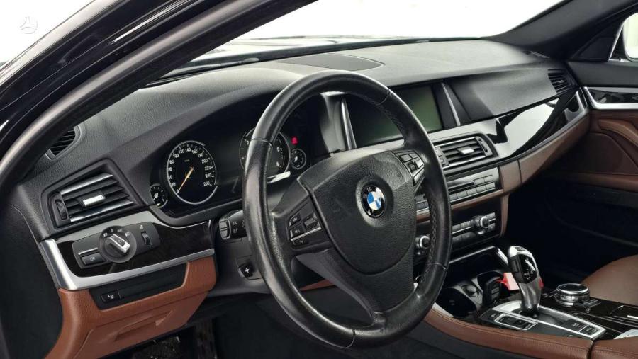 Melns BMW 520 2013 Raseiniai, ar dzinēja tilpumu 2.00 L un nobraukumu 290 tūkst. km par 9749 €, foto 22 vietnē AUTOMOTO.COM.LV